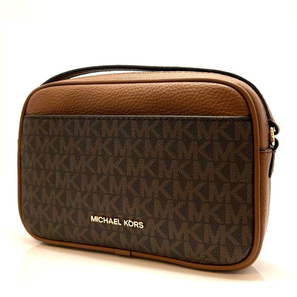 Michael Kors | Bags | Michael Kors Jet Set Small Leather Camera ...
